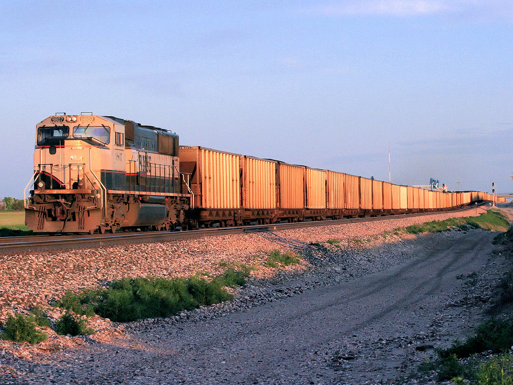 BNSF 9807